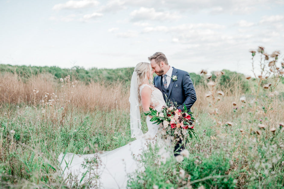 How To Make Your Wedding Photos Instagram Ready? | Bellagala